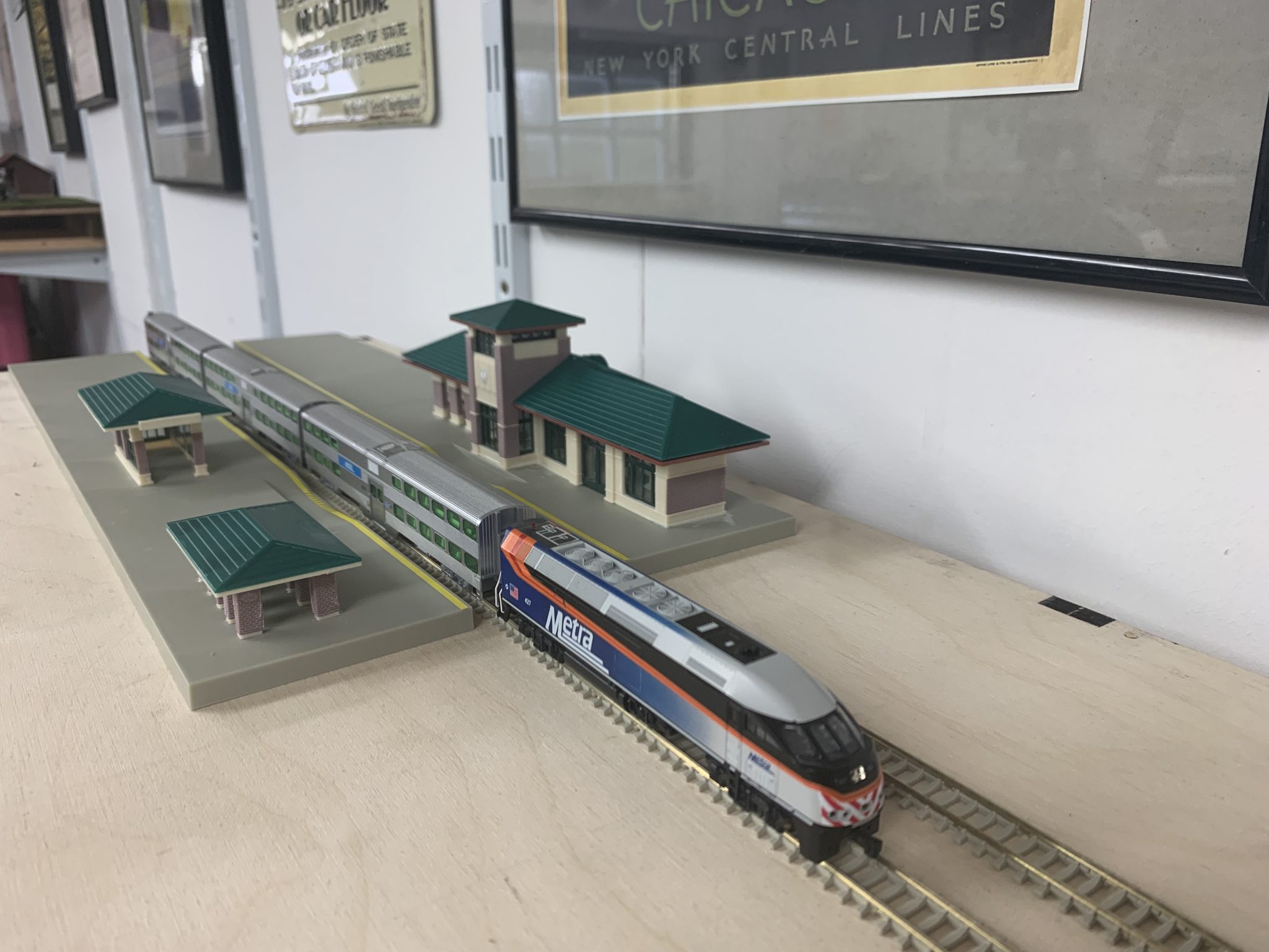 STRUCTURES UPDATE Metra Station Build Update BNSF Chicago Sub In N Scale